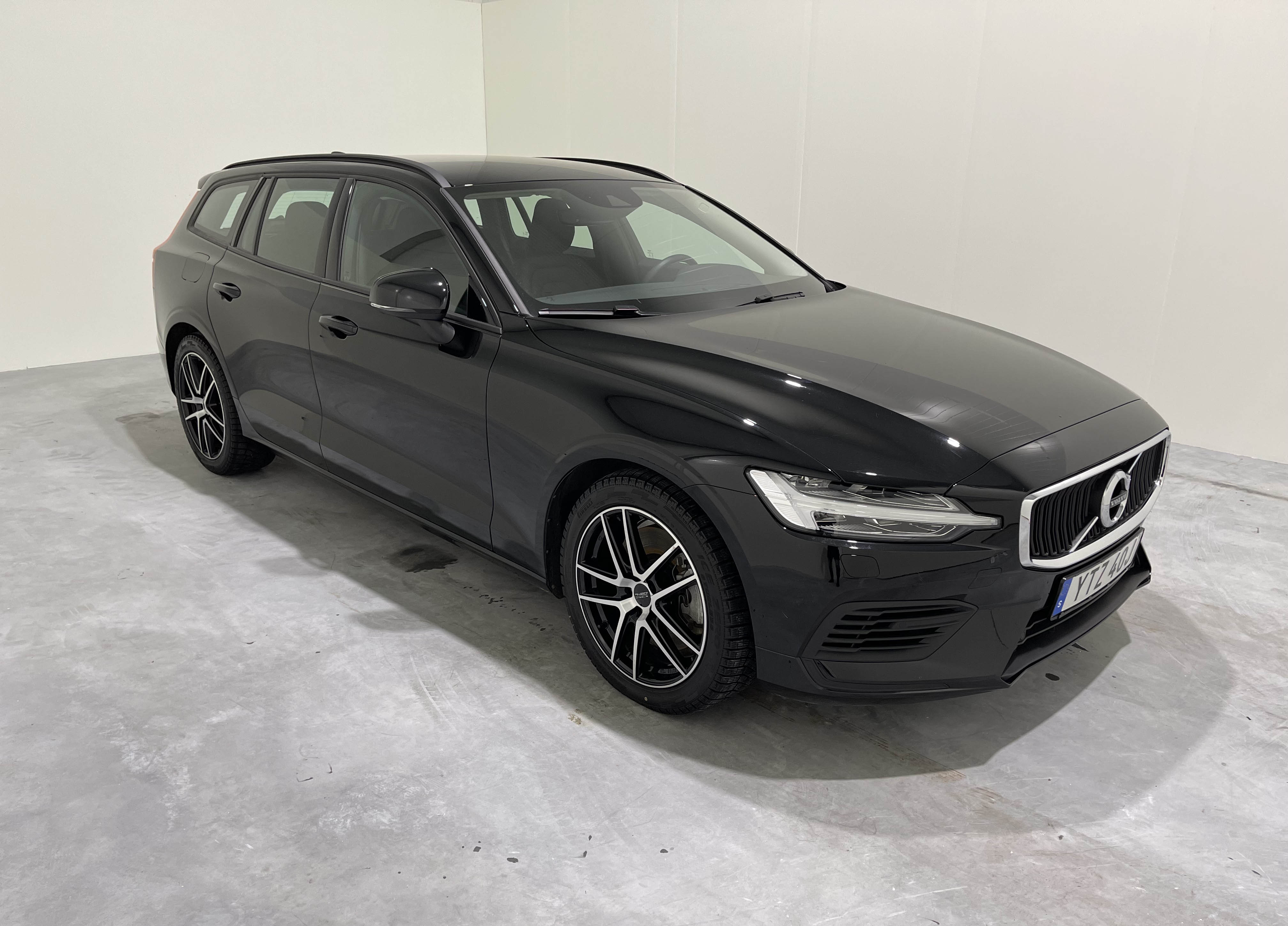 Elbila.se | Volvo V60 T6 Twin Engine AWD Momentum Edition